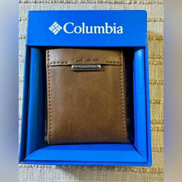 Columbia | Bags | New Columbia Mens Magnetic Money Clip Leather Tan ...